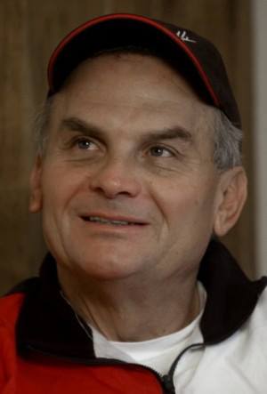 Longtime Arizona Wildcats broadcaster Dave Sitton, 58, dies ...