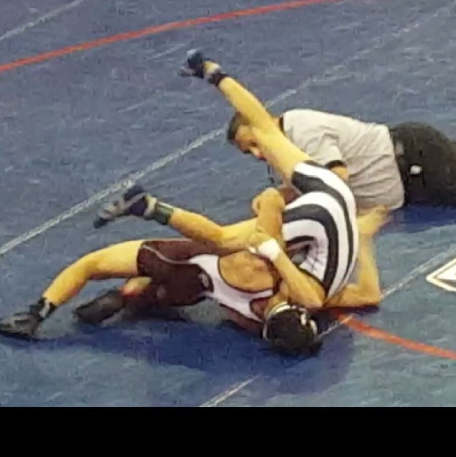 wrest Jacob Frias of Desert View | ALLSPORTSTUCSON.com