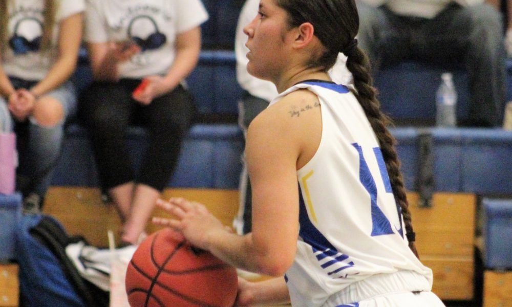 BASKETBALL PLAYOFFS: 7 teams advance; Alyssa Perez scores 30 to lead ...