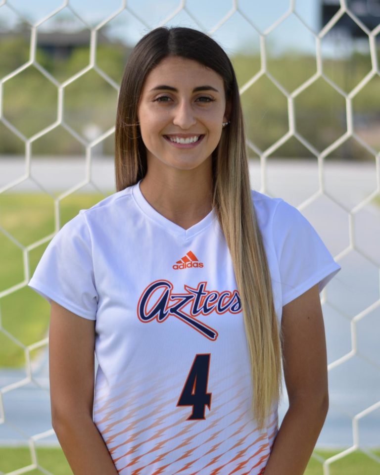 Former Badger soccer standouts Brianna Lewis, Savannah Samorano ...