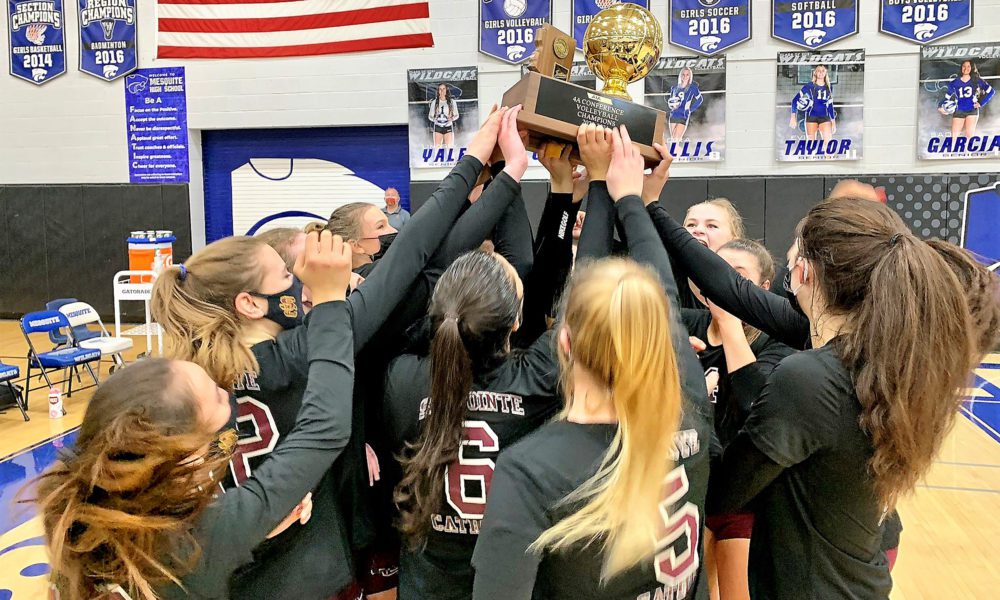 Salpointe wins third volleyball championship with epic 3-2 win over ...