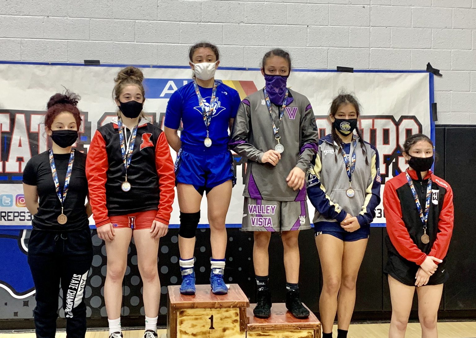 Audrey Jimenez makes history as Sunnyside’s first girls state wrestling ...