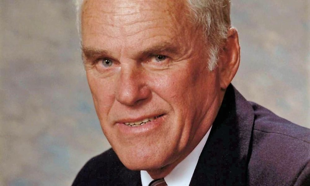 Bruce Alan Larson 8/12/1926 – 4/13/2021 | ALLSPORTSTUCSON.com