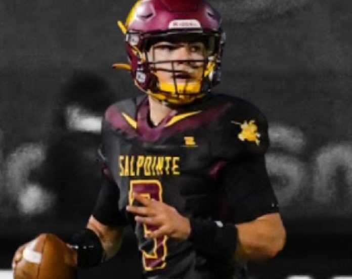 Treyson Bourguet leads Salpointe over Notre Dame Prep in 5A playoff ...