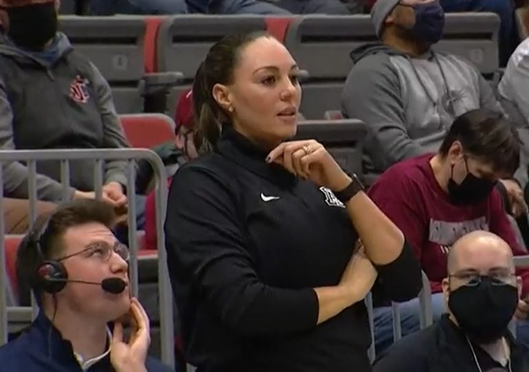 Cate Reese suffers shoulder injury in No. 8 Arizona’s loss at ...