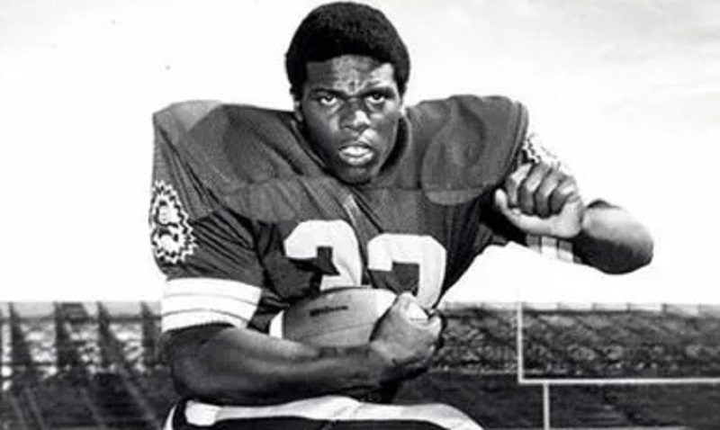 No. 40: Benny Malone rushes for 2 TDs to lead Eloy Santa Cruz to 1969 ...