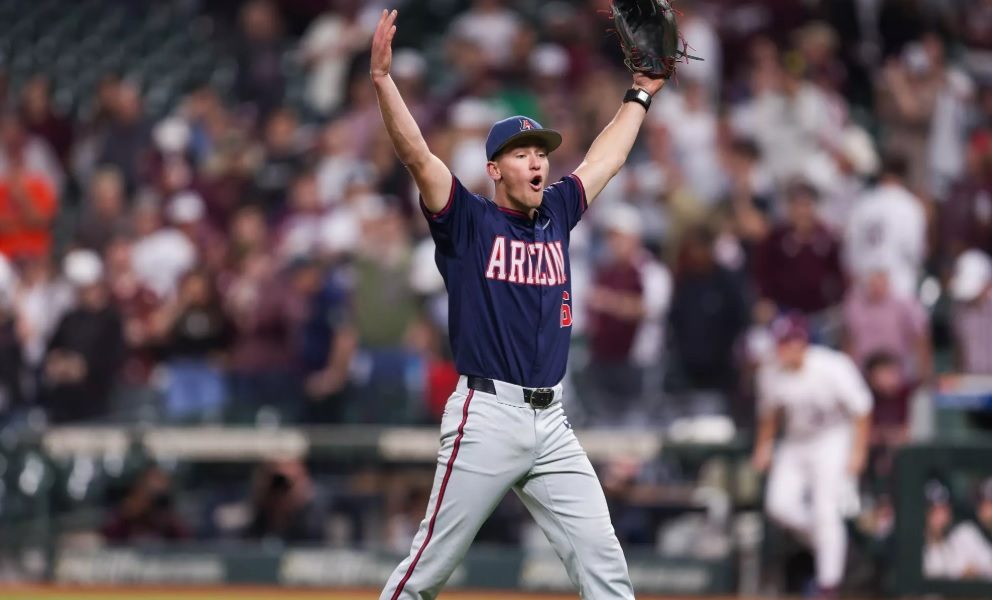 Arizona earns first win over No. 1-ranked team since 2010 ...