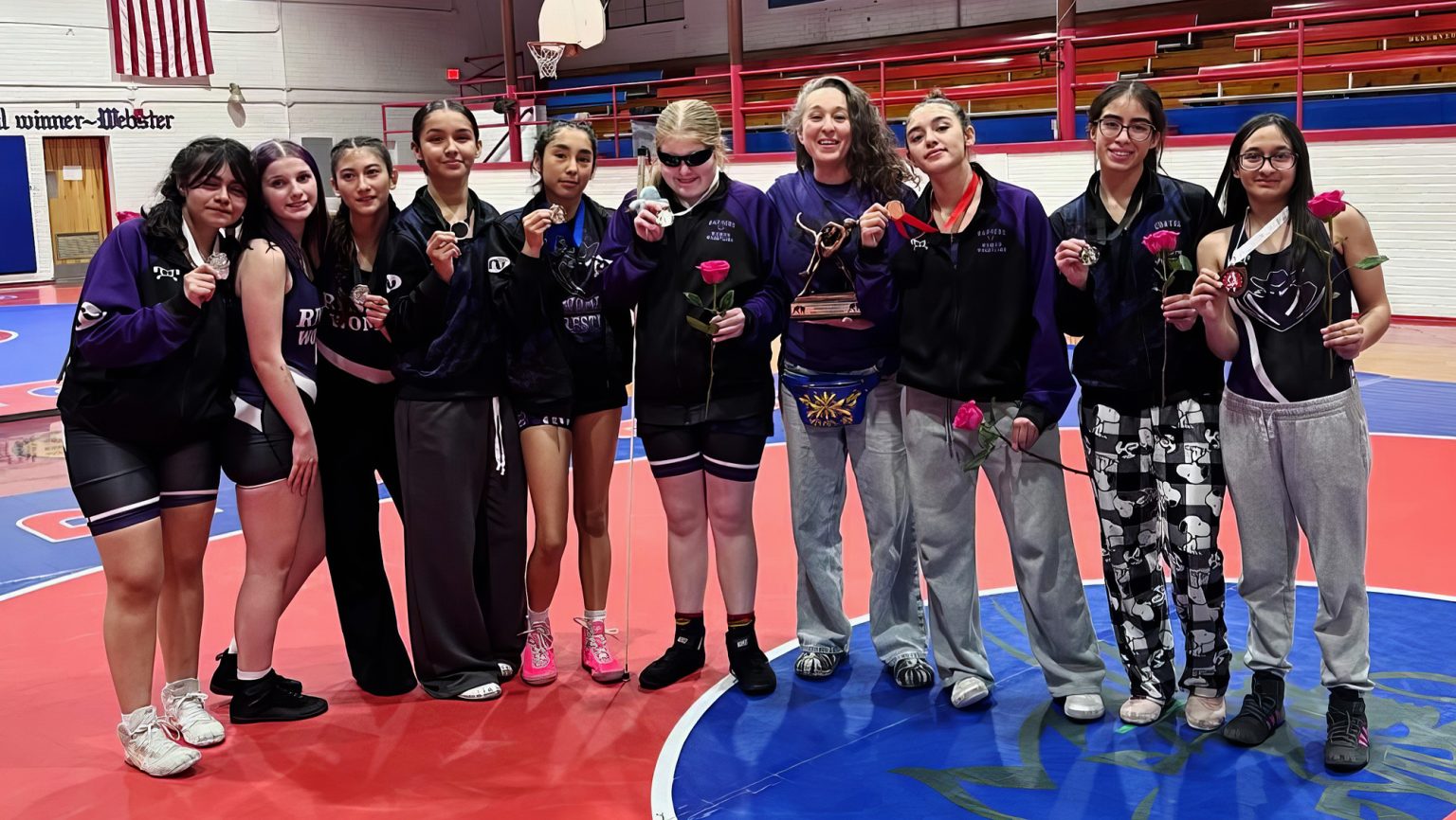 Rincon/University girls win McGlumphy-Comaduran wrestling tournament ...